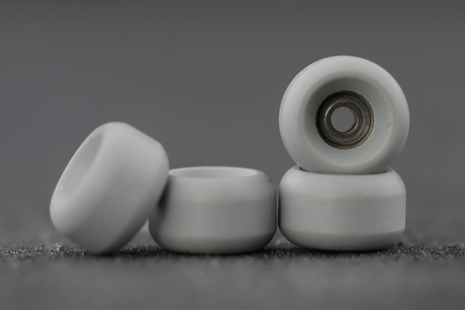 Oxygen - Grey 65D Urethane Wheels (Street Shape) | Skull Fingerboards