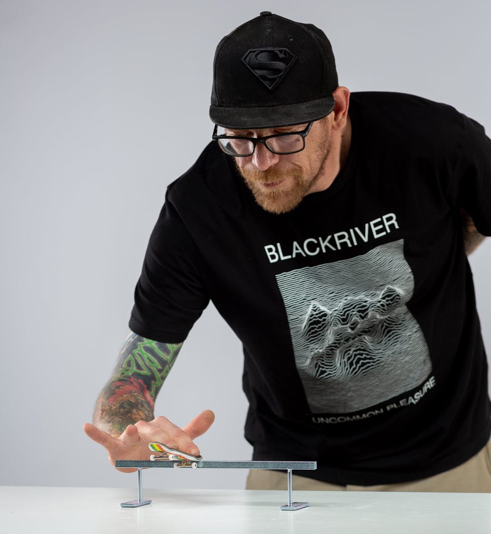 Blackriver Ramps Iron Rail Square Silver | Skull Fingerboards