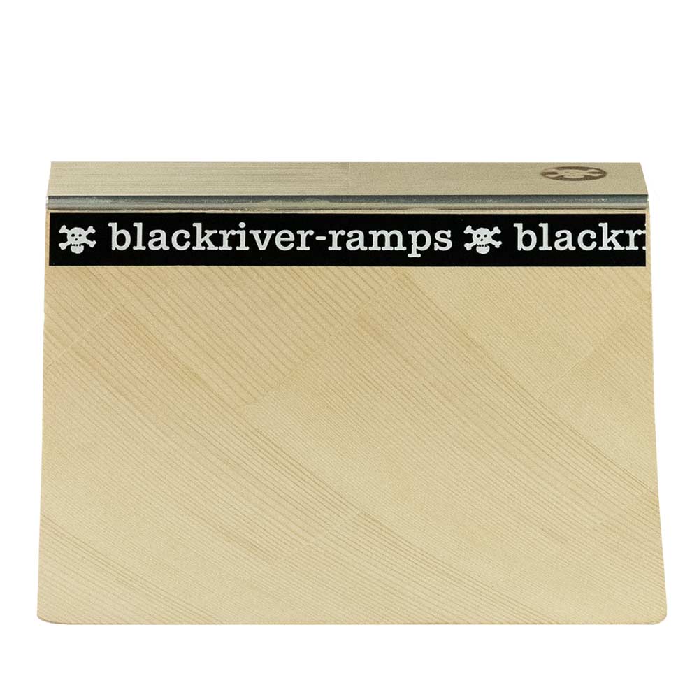 Blackriver Ramps Quarter low | Skull Fingerboards